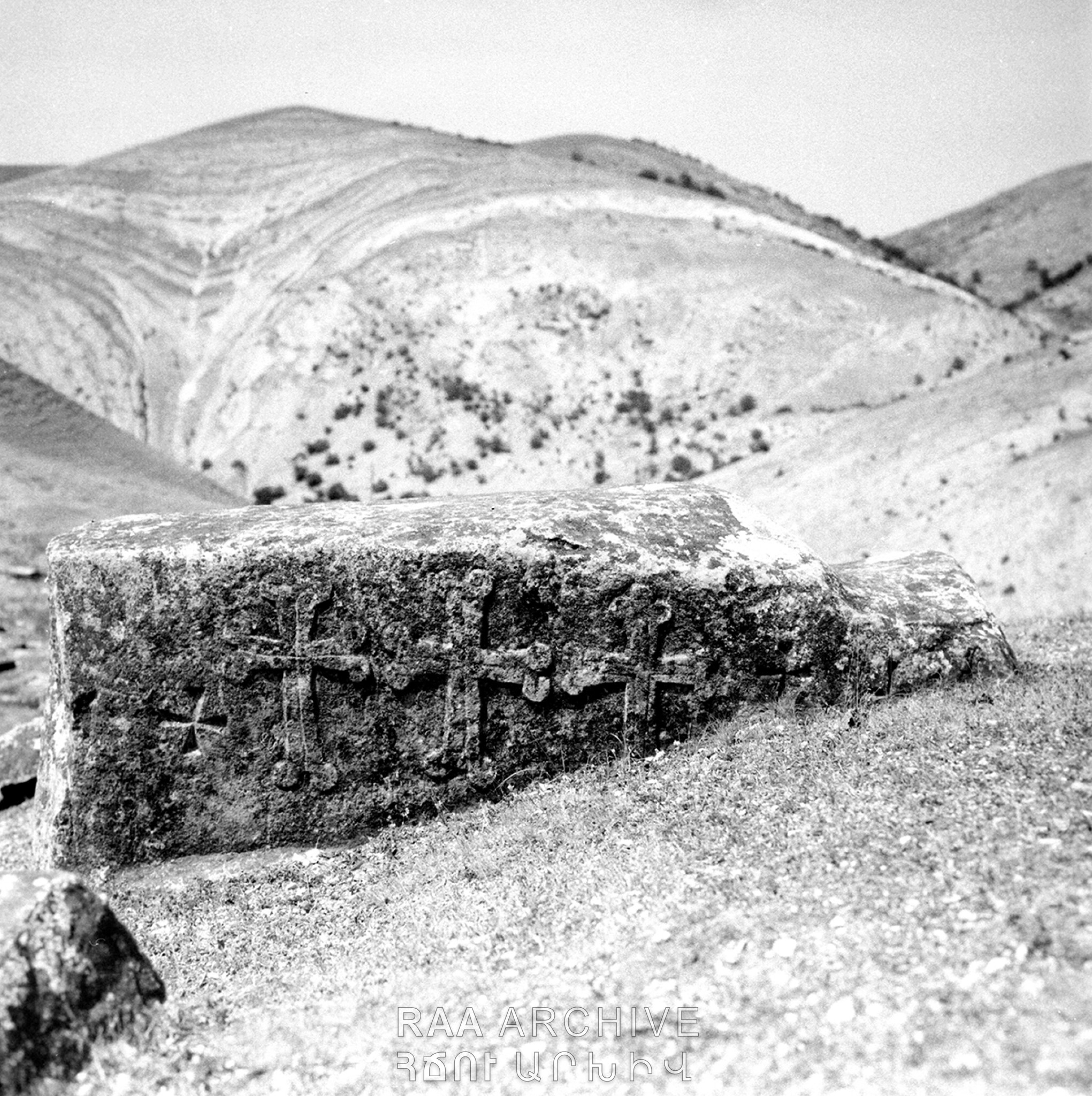 Cemetery :: ARMENIAN HISTORICAL MONUMENTS