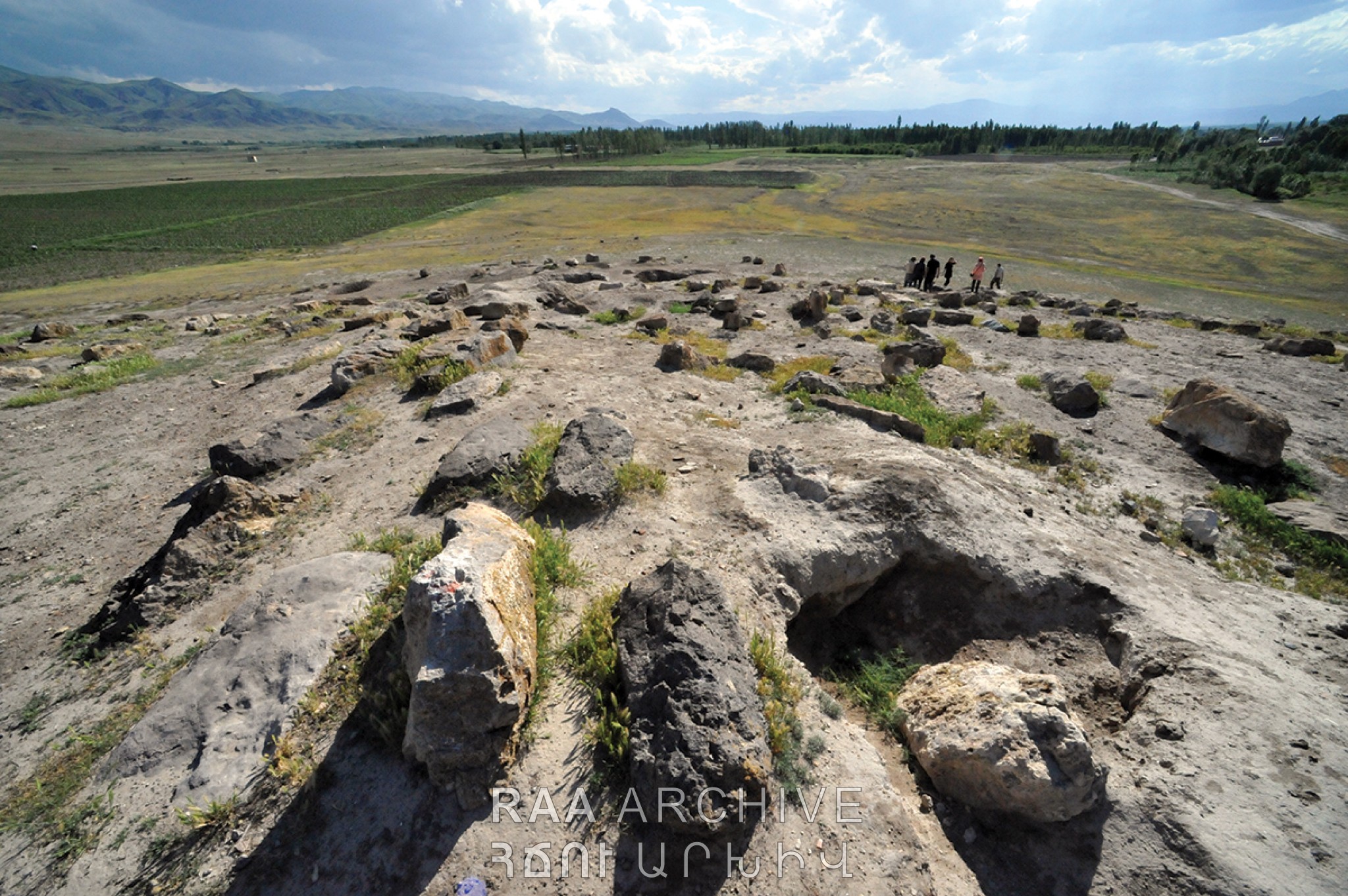 Cemetery :: ARMENIAN HISTORICAL MONUMENTS