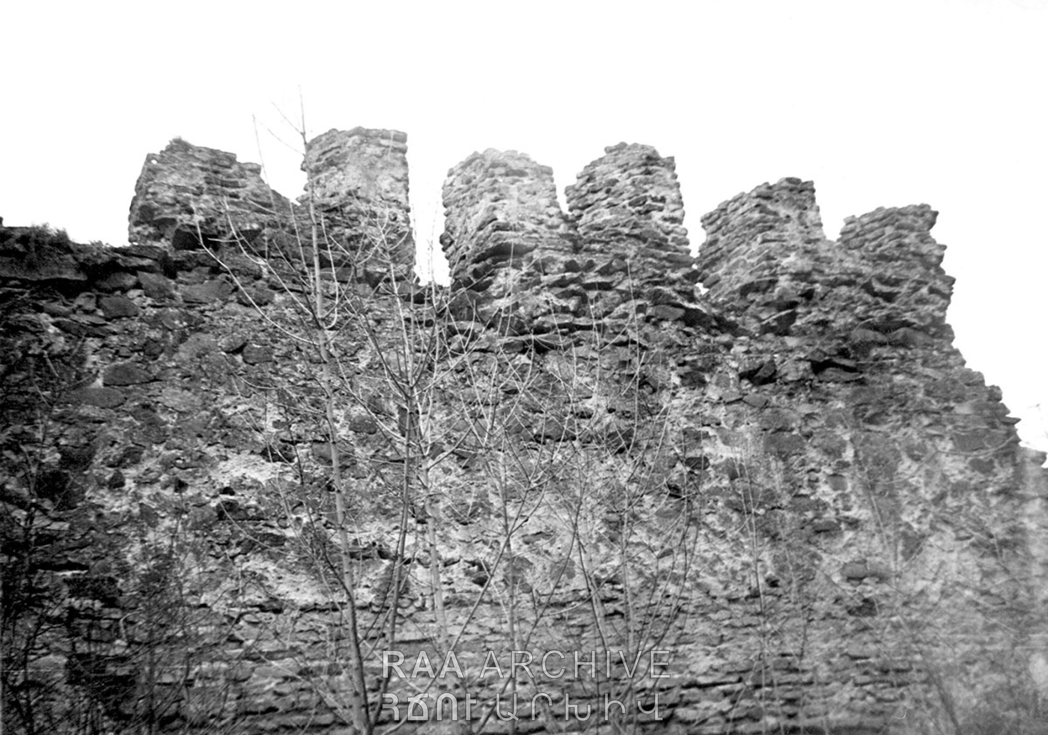 Charek Castle :: ARMENIAN HISTORICAL MONUMENTS