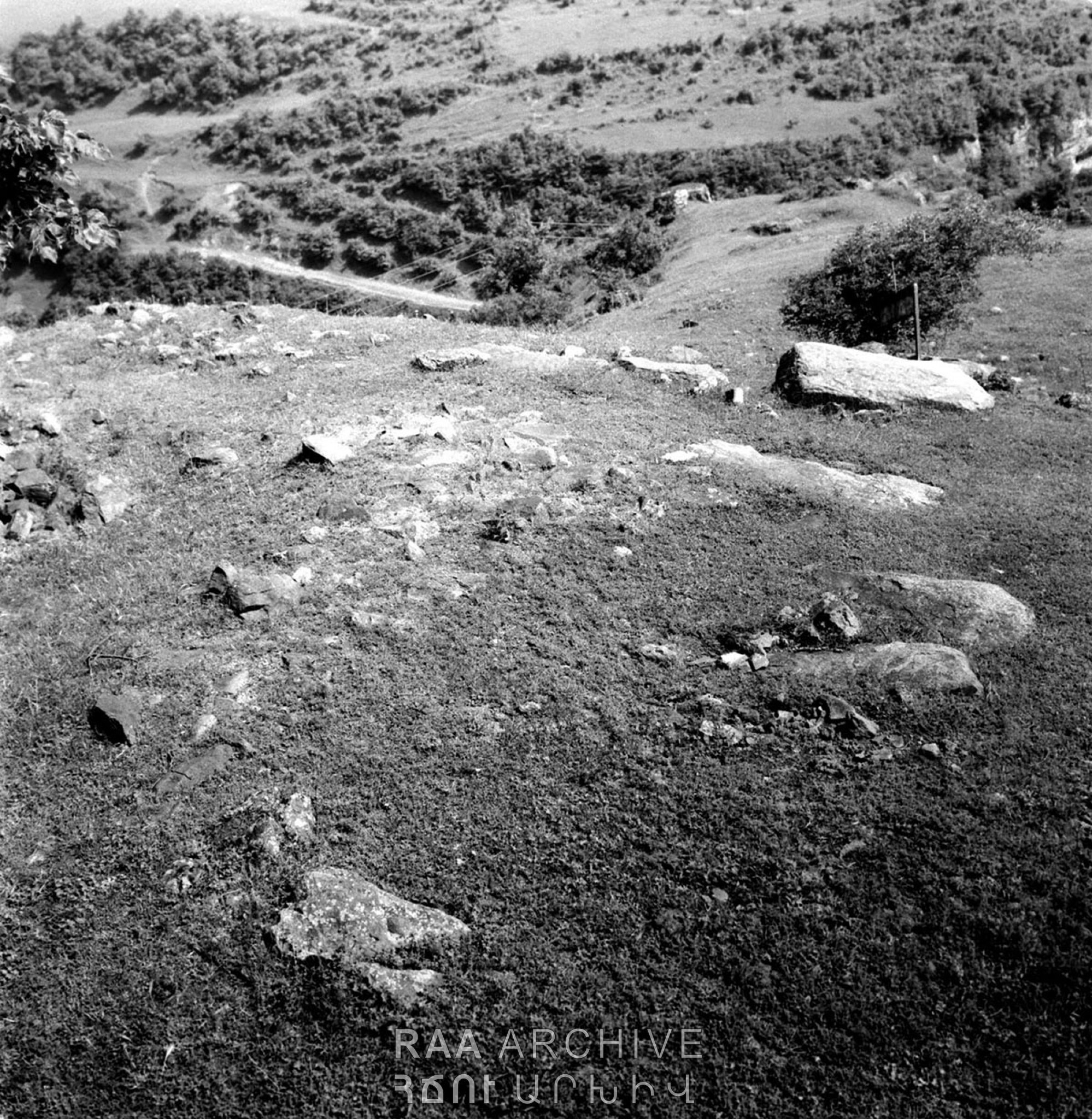 Cemetery :: ARMENIAN HISTORICAL MONUMENTS
